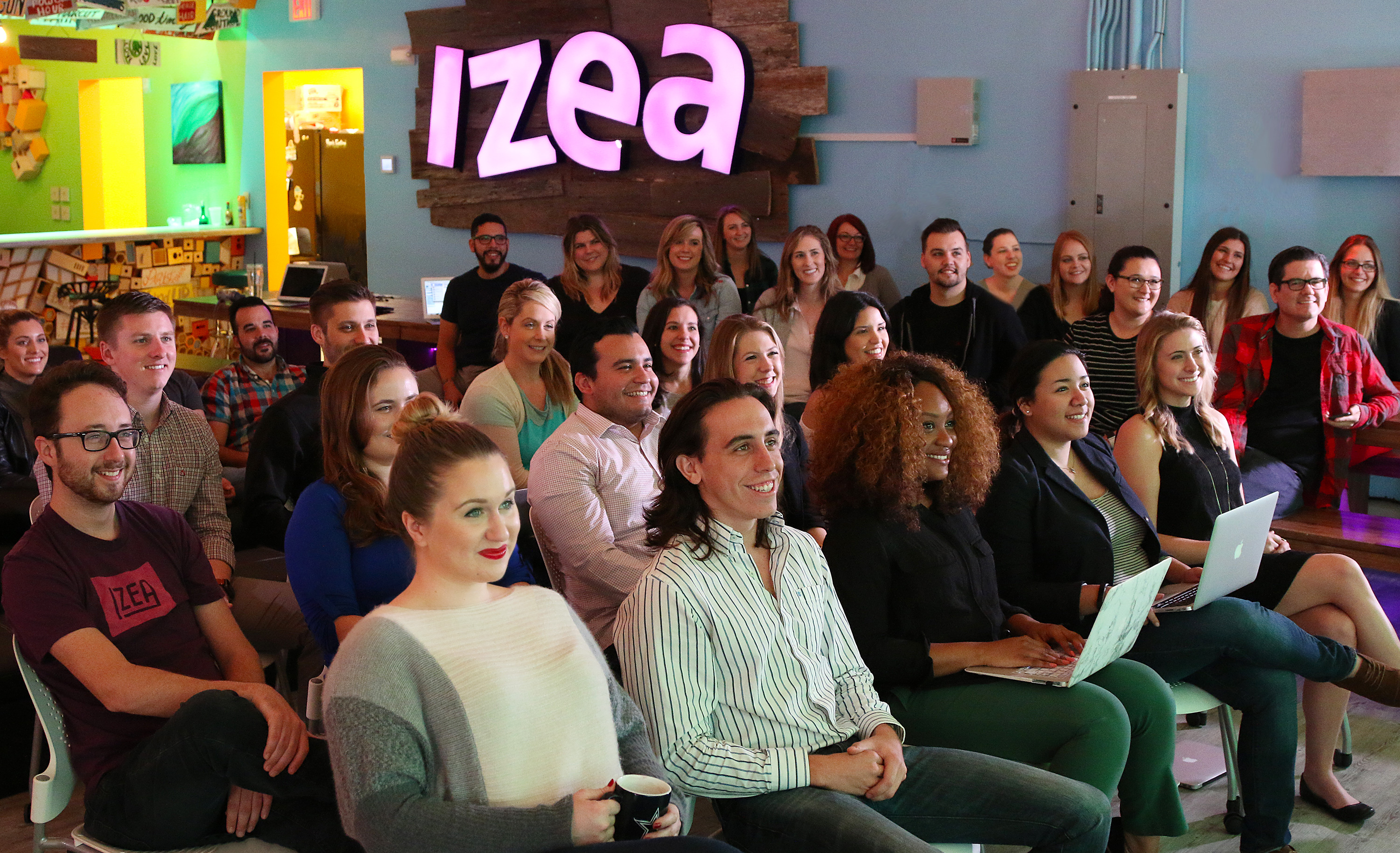 Press Center: IZEA Releases | Updates | Downloads | In The News